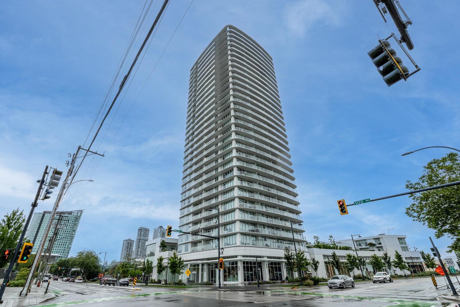 Remax Crest and Masters